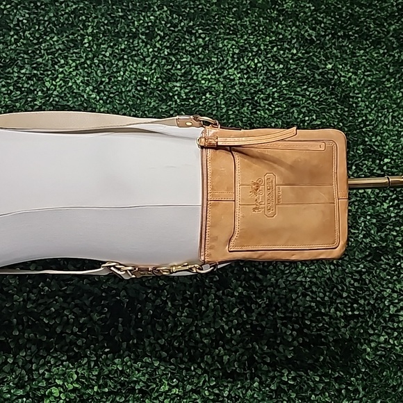 Coach | Bags | Coach Leather Swing Pack | Poshmark